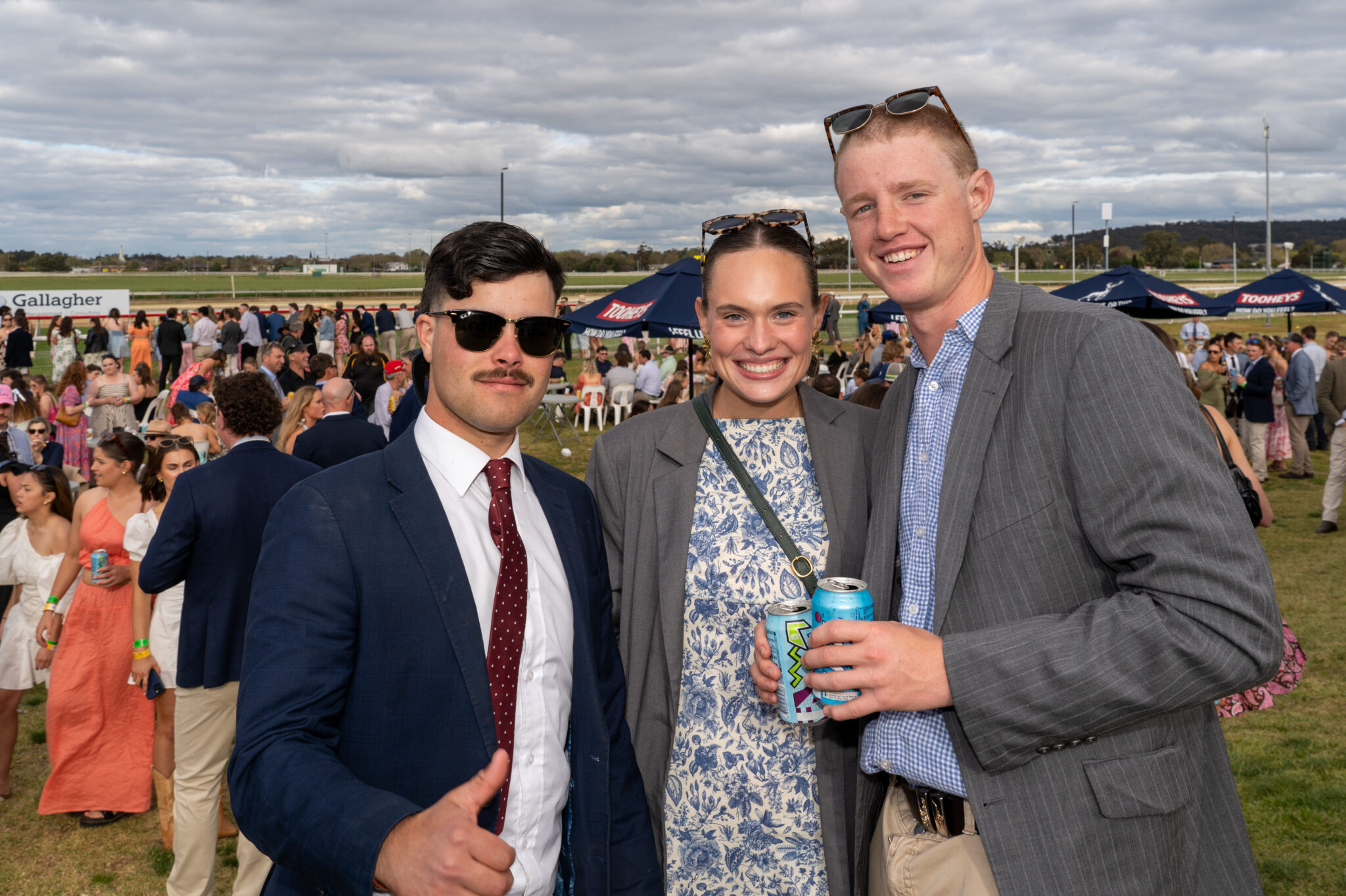 Tradies & Good Talk Race Day – Murrumbidgee Turf Club | MTC Wagga