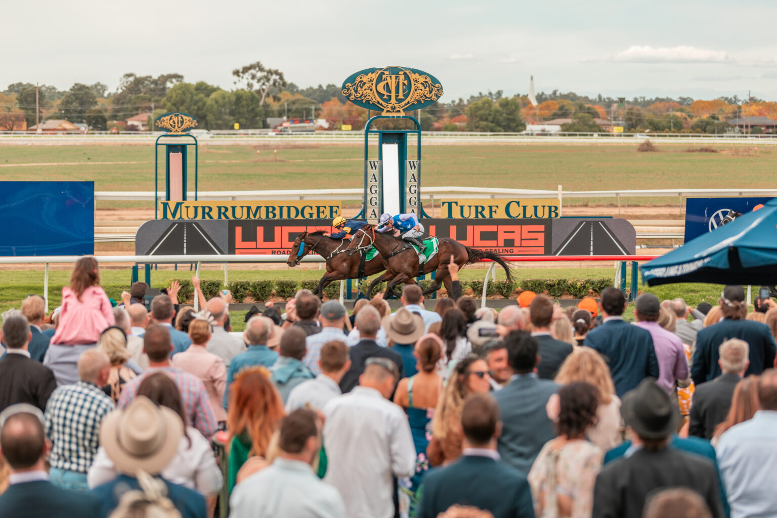 Wagga Gold Cup Day – Murrumbidgee Turf Club | MTC Wagga