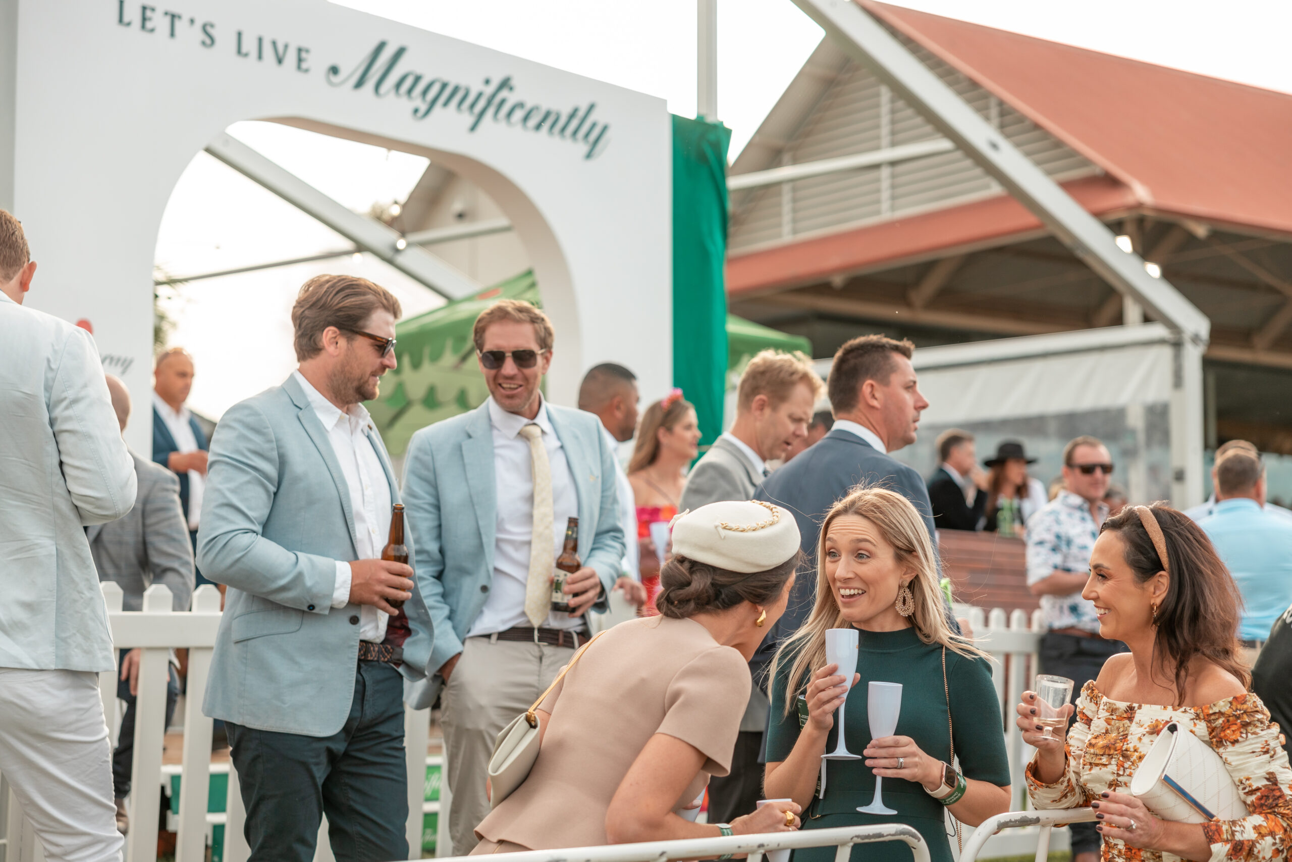 Wagga Gold Cup Day – Murrumbidgee Turf Club | MTC Wagga